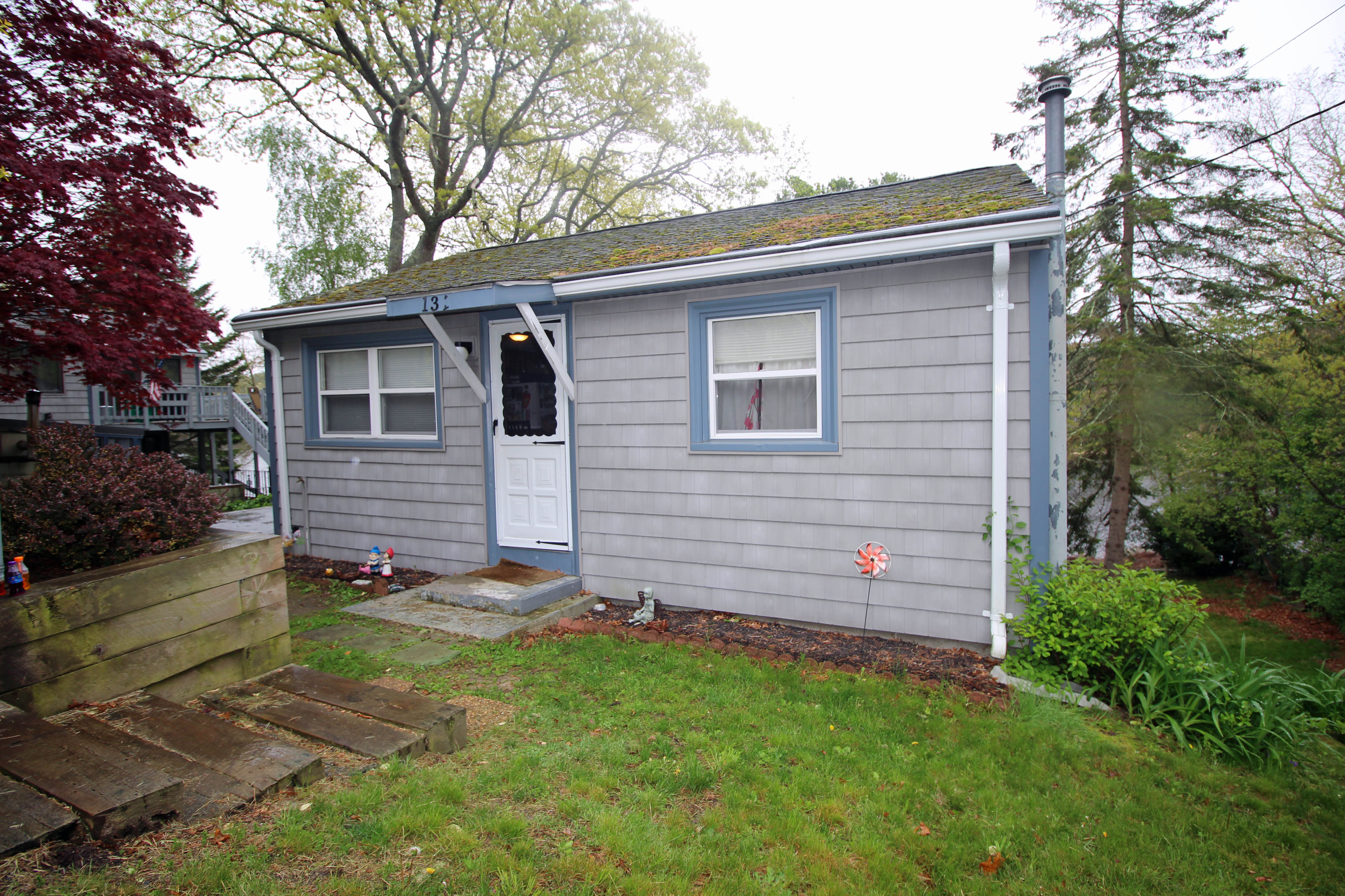 front – Divito Realty