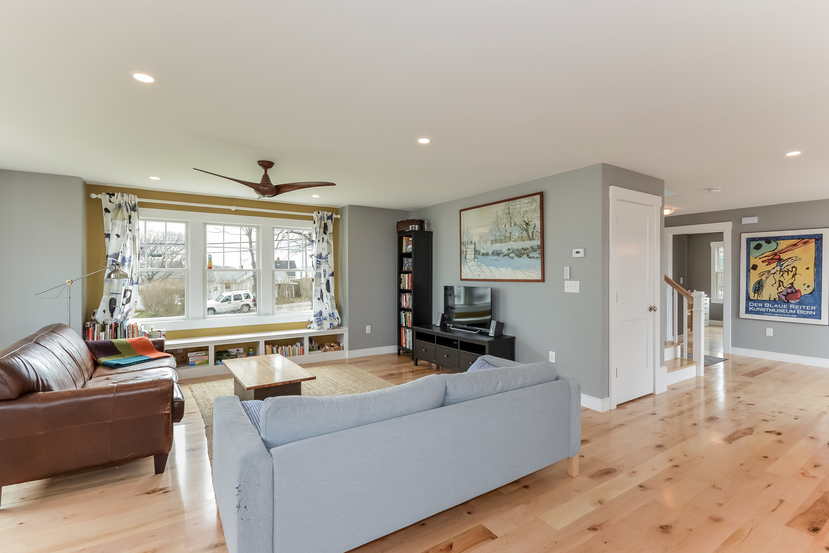 liv2 – Divito Realty